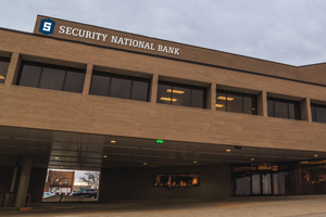 Scammers Can Spoof an Official Phone Number. Here's How to Tell.